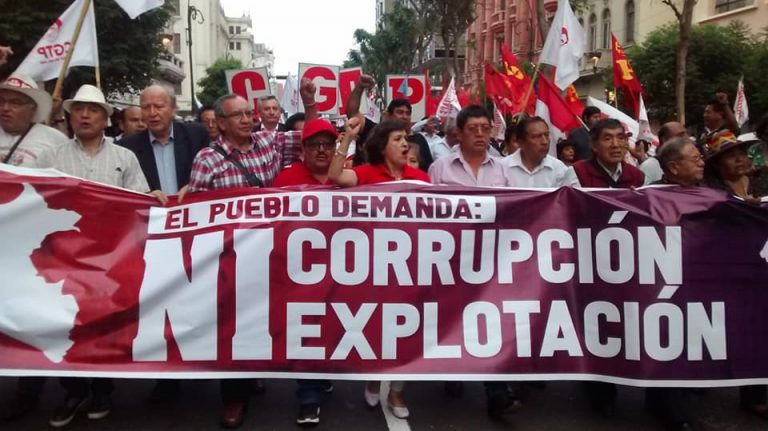 Thousands of workers in Peru mobilize against Vizacarra’s labor reform ...
