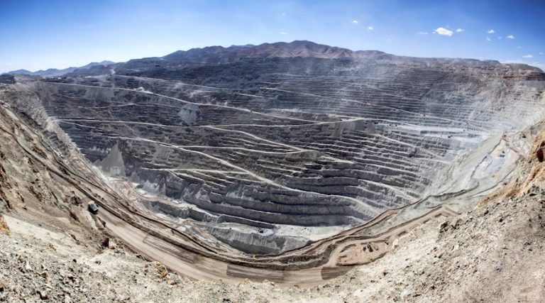 Chilean mine workers reject Codelco’s offer and continue strike ...