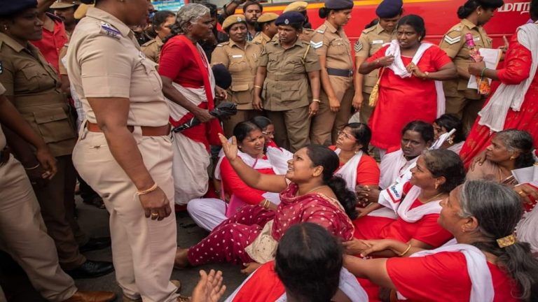 Hundreds of women protesters detained in India : Peoples Dispatch