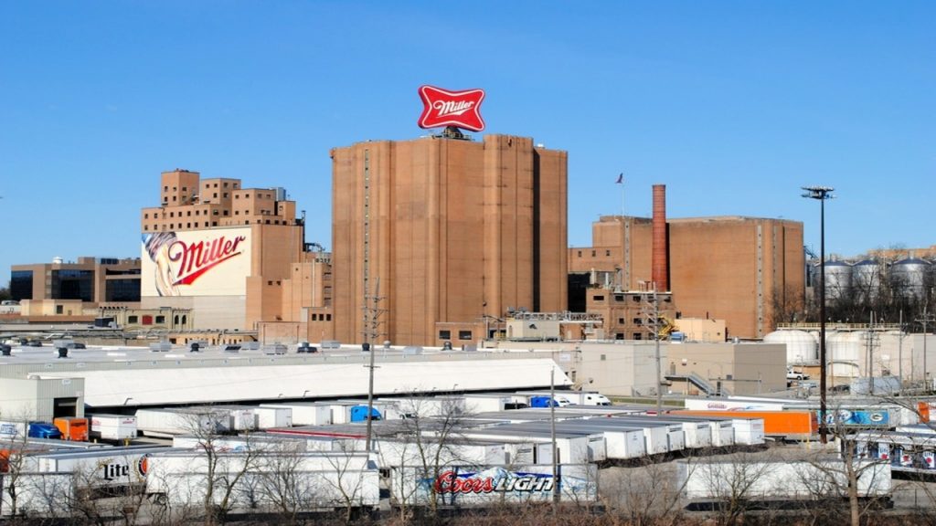 Shooter kills 5 workers in brewery in US : Peoples Dispatch