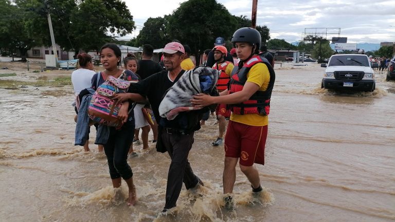 Central America remains on high alert as Hurricane Eta wreaks havoc and ...