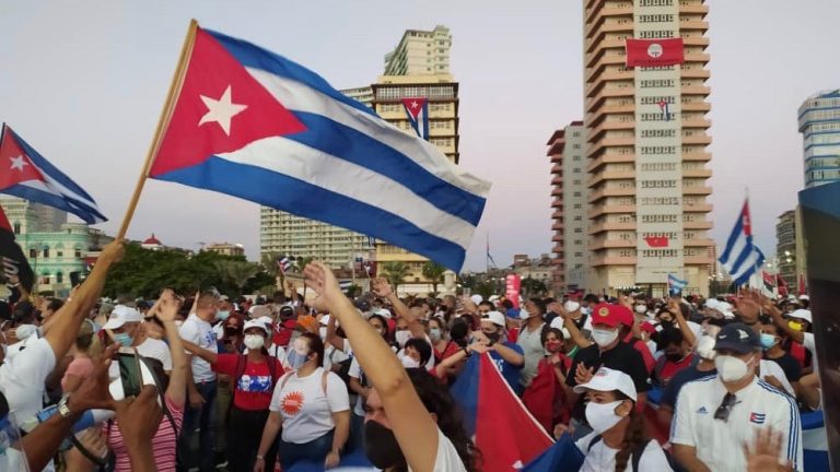 400+ former heads of state, politicians, artists, and intellectuals ...