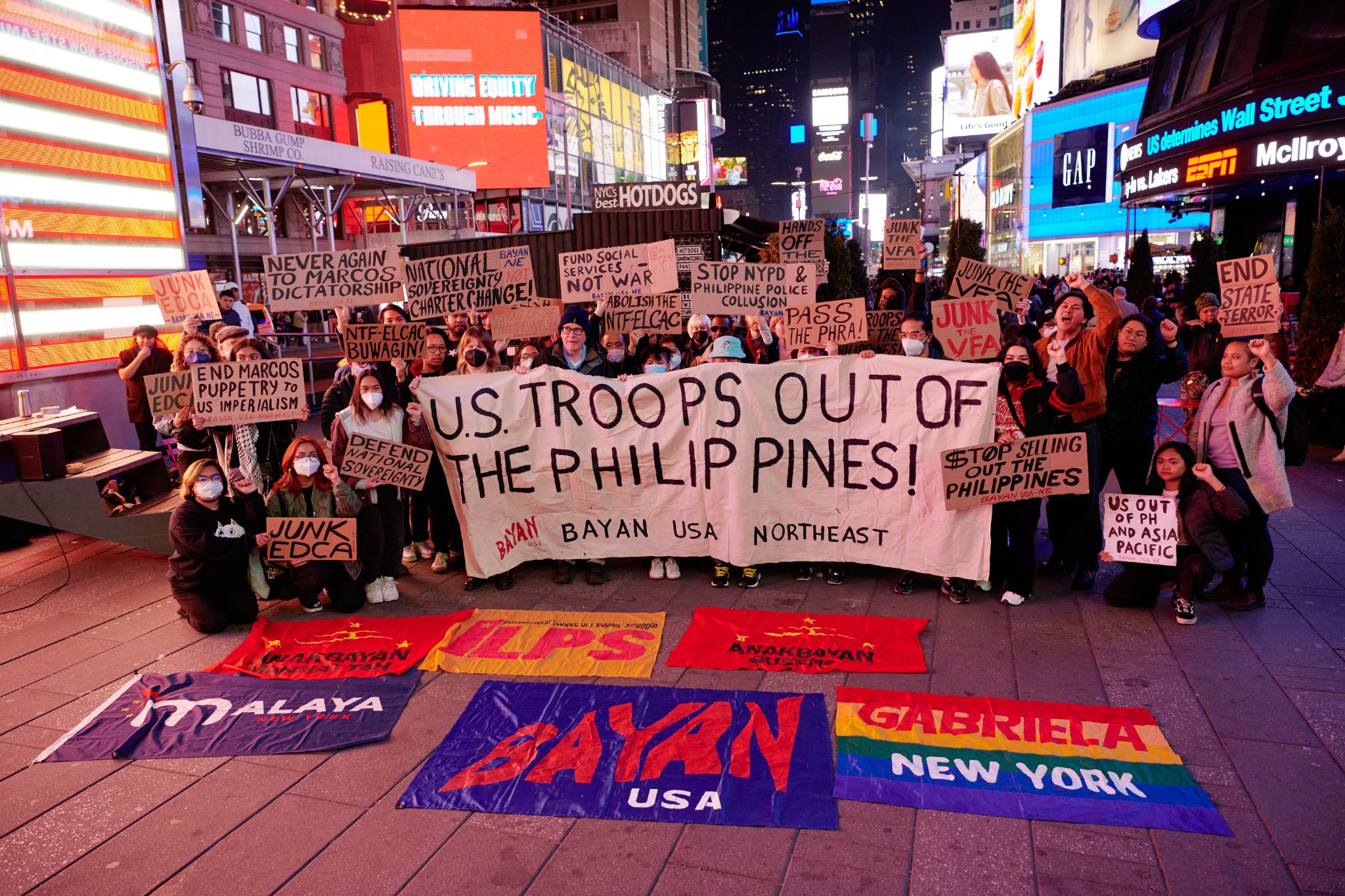 Philippines and US conduct largest ever drills near South China Sea ...