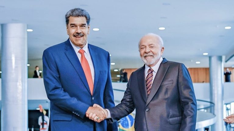 Nicolás Maduro makes historic trip to Brazil for South American ...