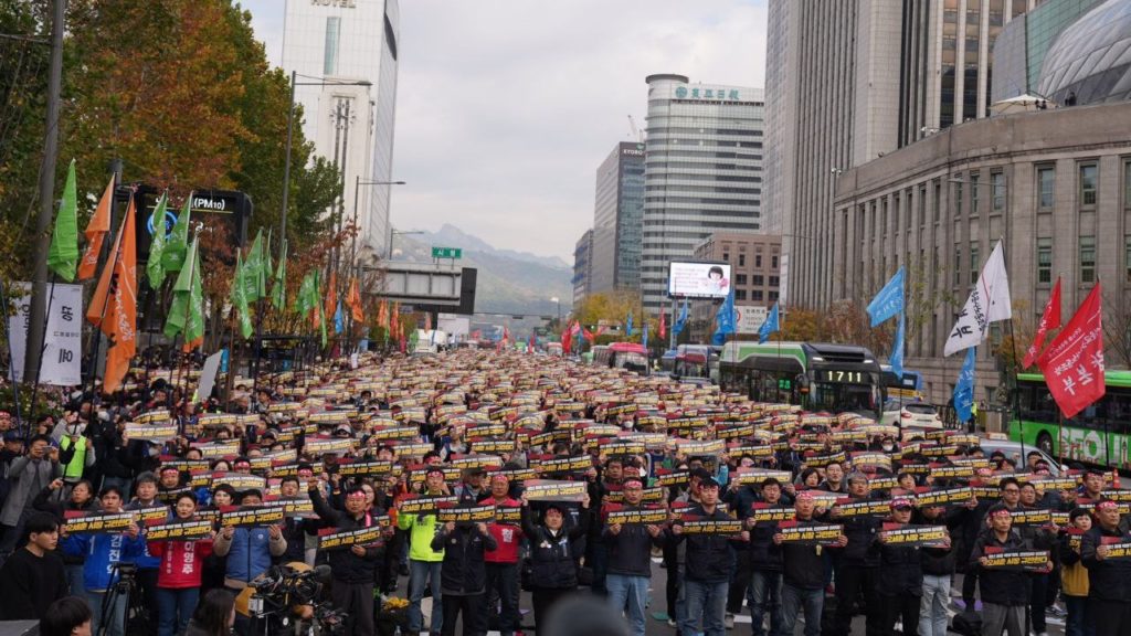 Seoul Metro workers stage “warning strike” over planned layoffs ...