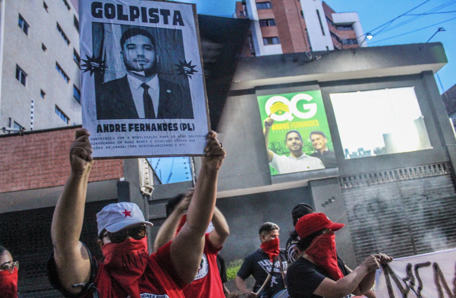 "A coup plotter lives here!": Youth movement protest far-right ...