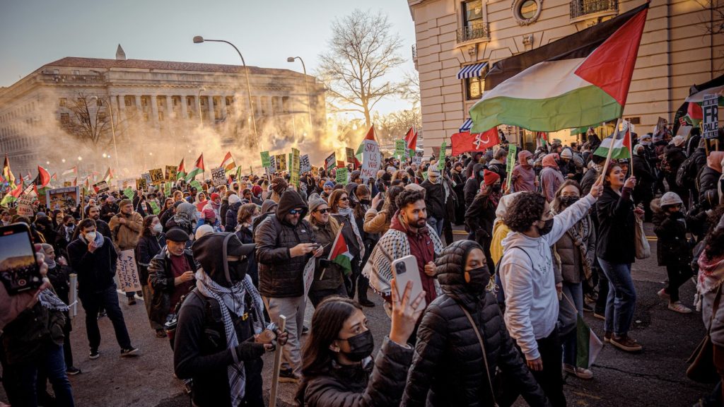 Strengthening our movement in times of crisis: a historic task of the ...