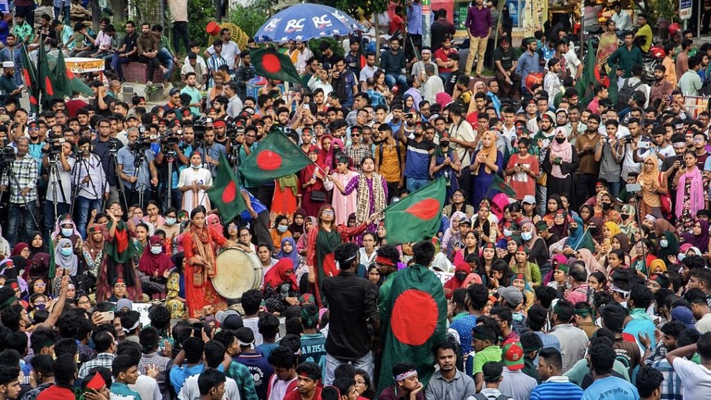 Police intensify repression of student protests in Bangladesh : Peoples ...
