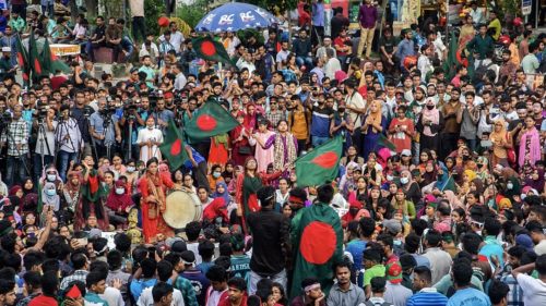 Police intensify repression of student protests in Bangladesh : Peoples ...