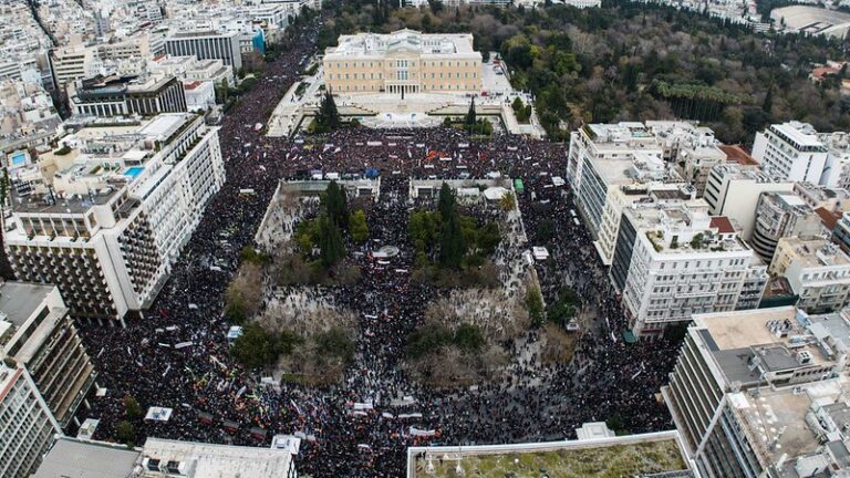 Two years after Tempi train crash, workers shut down Greece in general ...