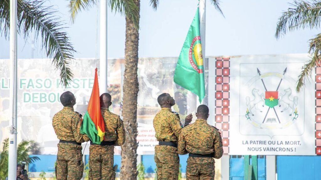 Sahel alliance unveils new flag as regional bloc moves toward greater ...