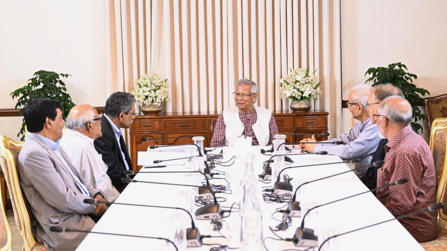 Interim government in Bangladesh faces growing popular anger and ...