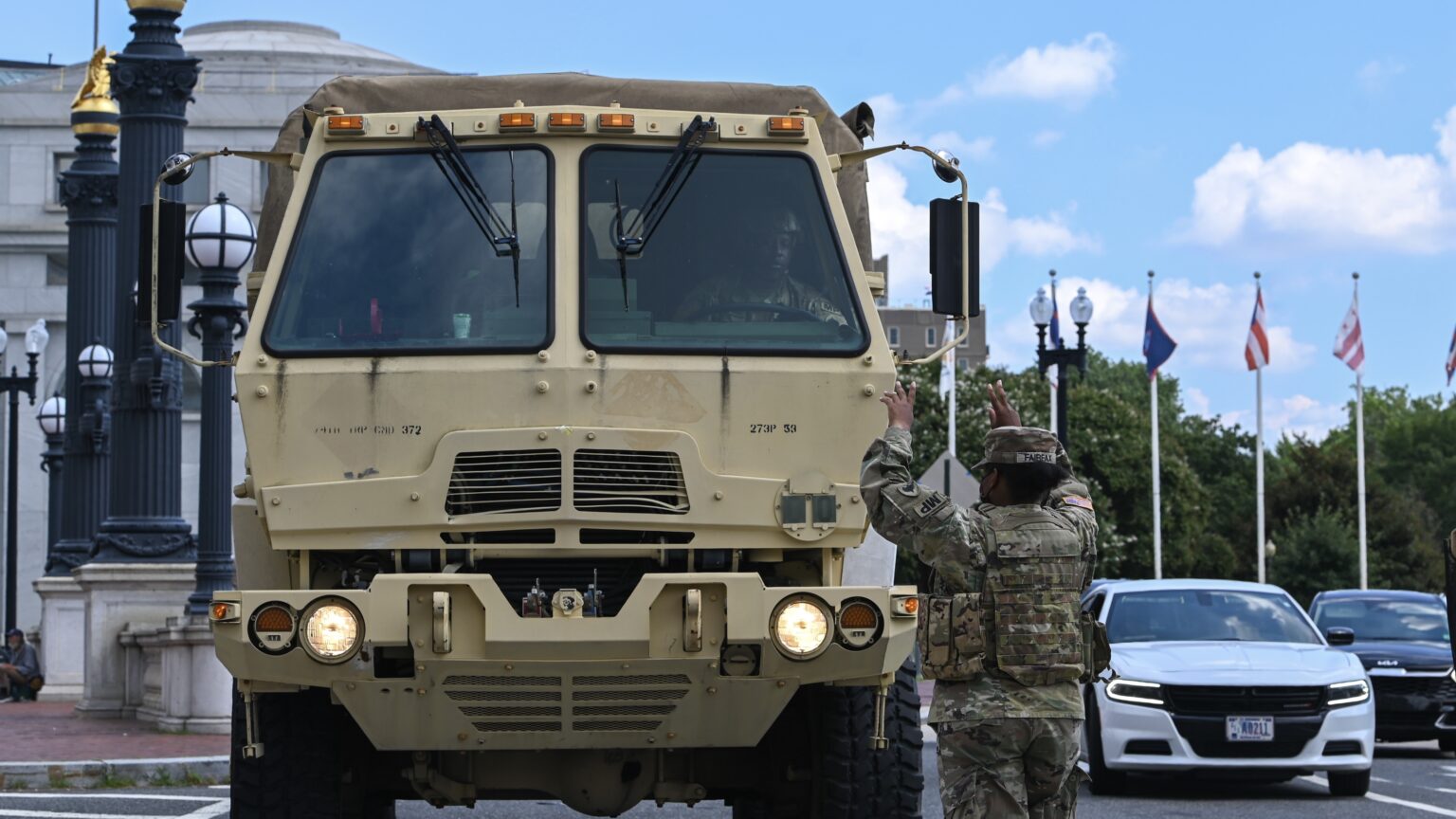 Republican governors send 1,100 National Guard troops to back Trump’s ...