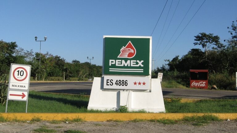 Former Pemex director arrested in the US on corruption charges ...